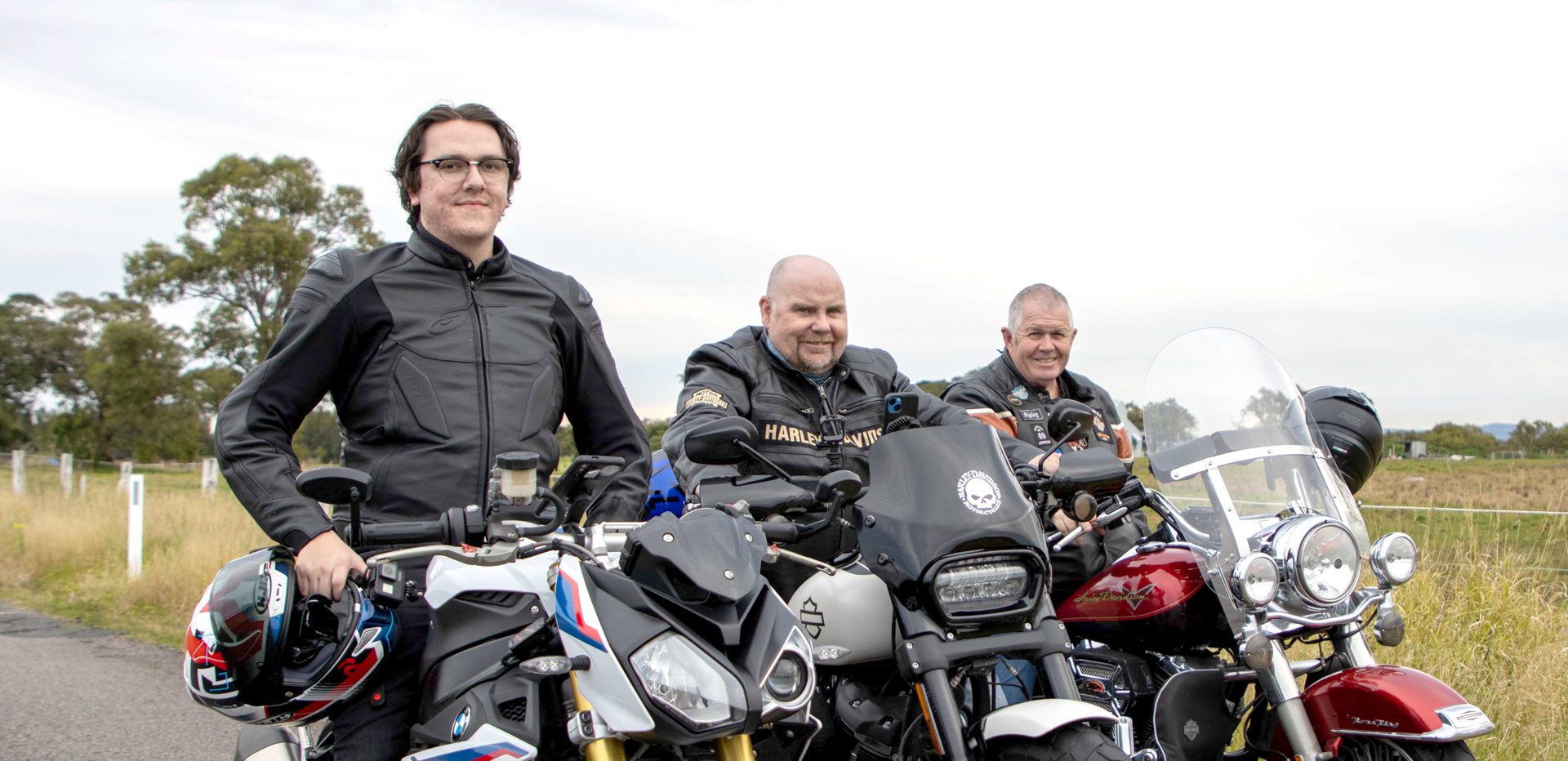 Motorbike Riders - Ride For The Stars: Home In Place